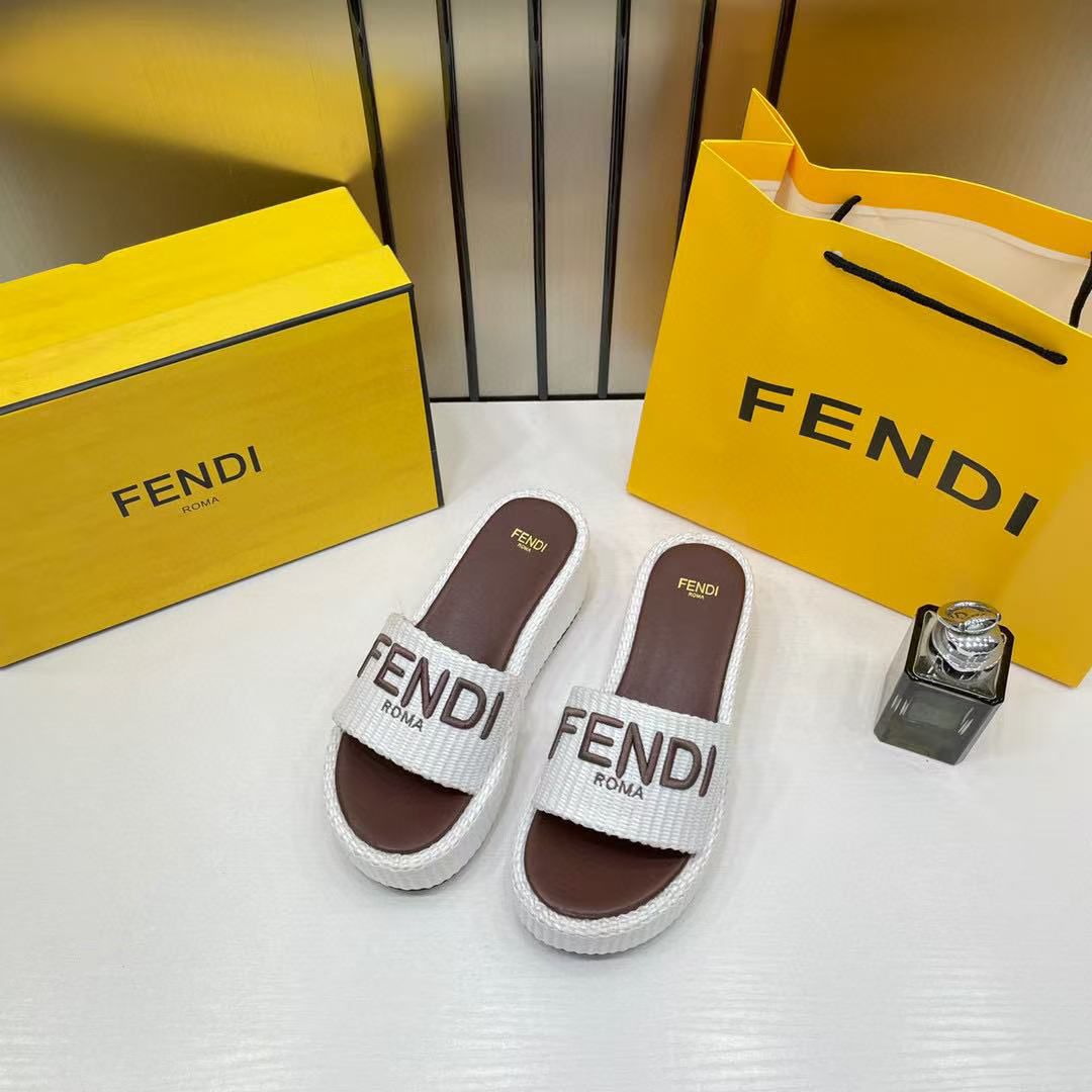 Fendi sunshine flip flop sandal - brandstore19.com